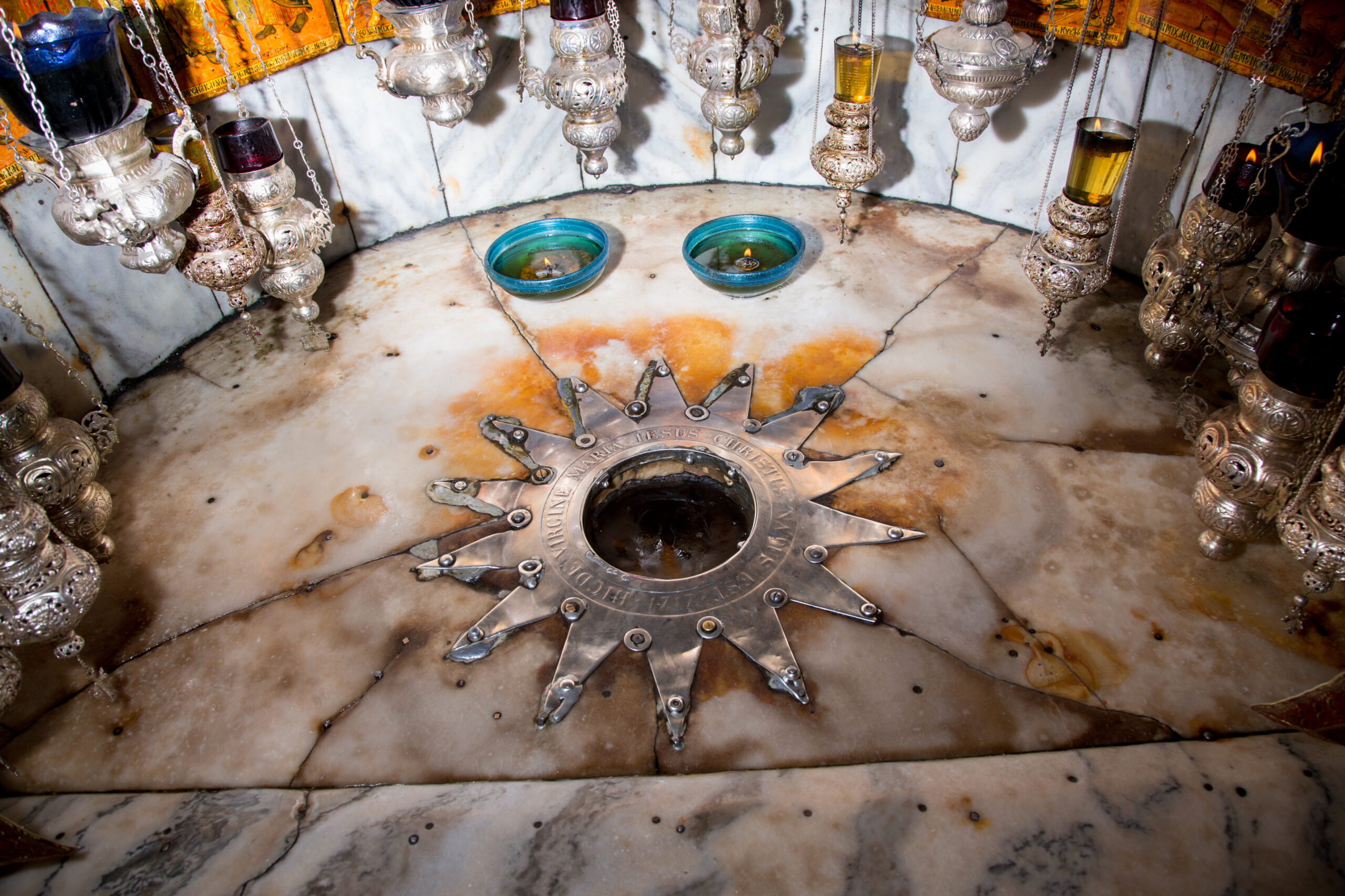 The Glow from the Midnight Cave: Memento Bethlehem - TAN Direction ...